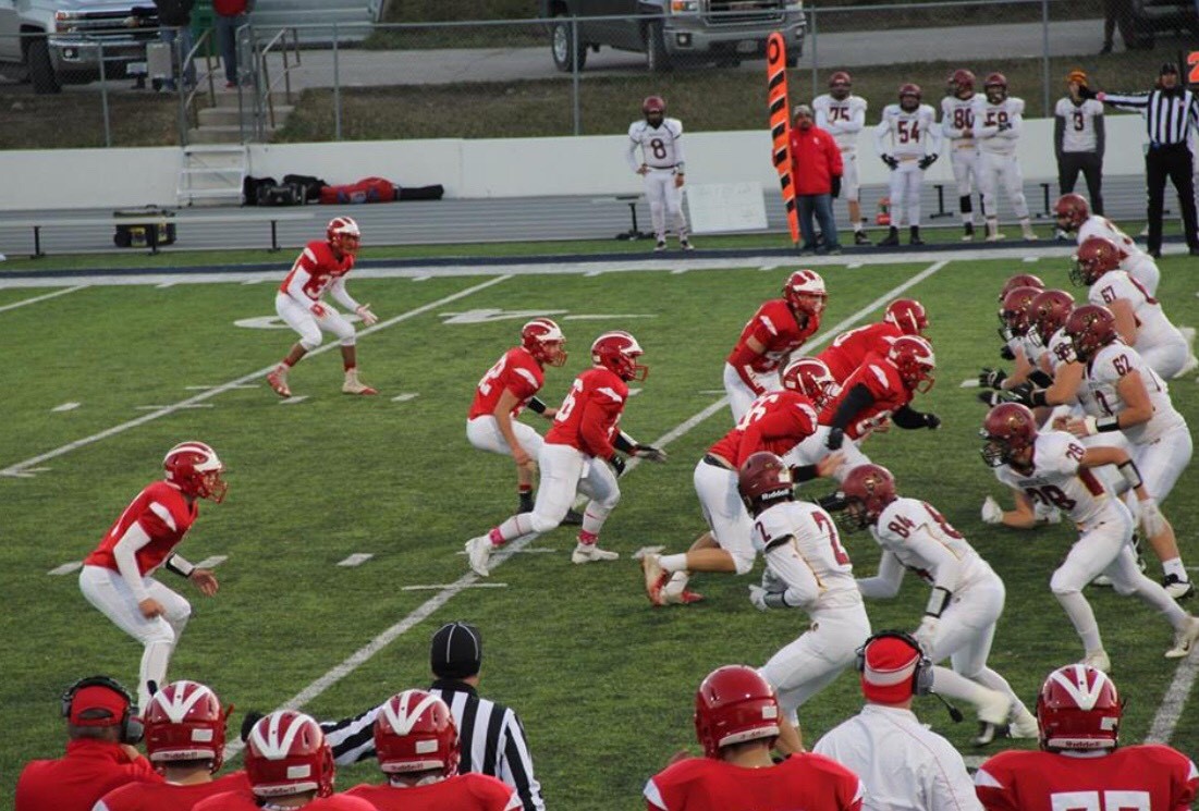 Cobblers Football Surprises Roosevelt – The Pine Needle