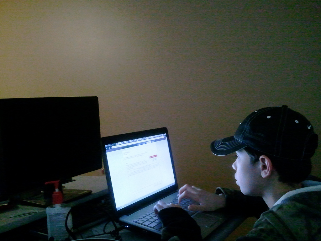 Students Prefer Pencil and Paper over Online Homework – The Pine Needle